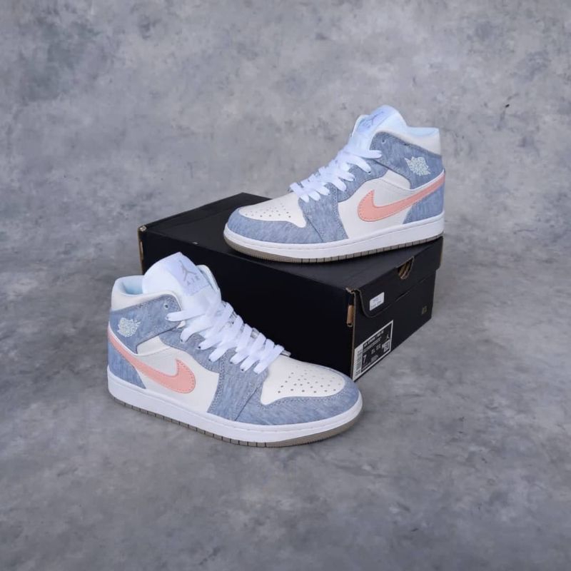 Jual SEPATU Air Jordan 1 Mid Light Iron Oreo White | Shopee Indonesia