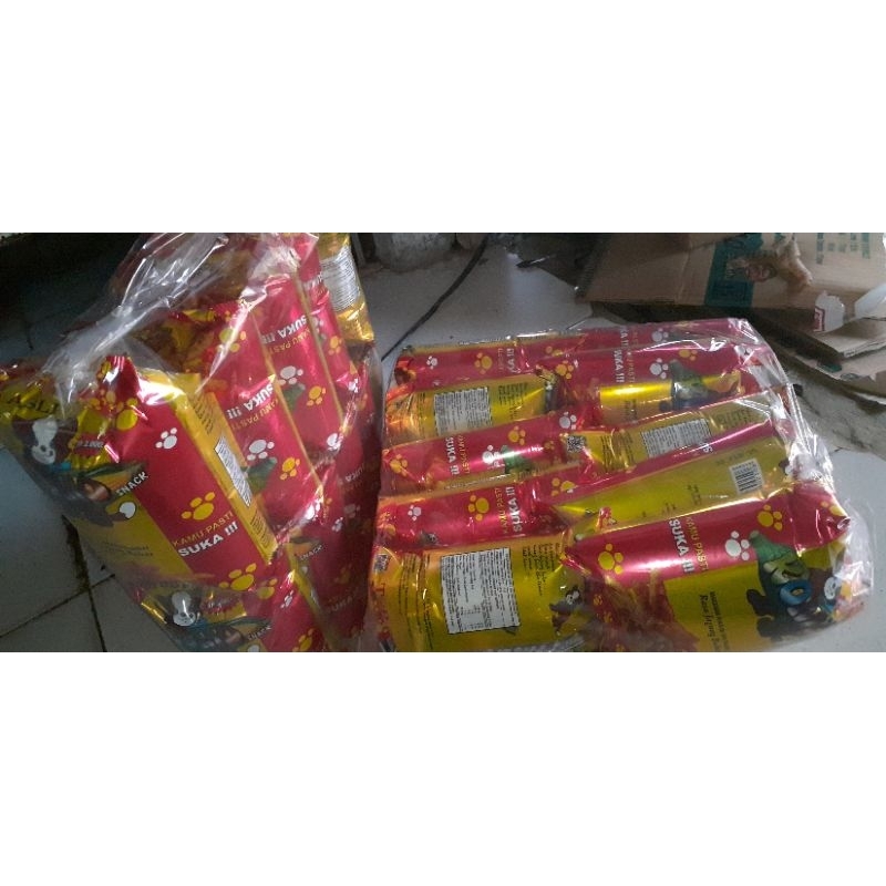 Jual 1 DUS snack ciki komo/makanan ringan/cemilan/ciki jumbo | Shopee ...
