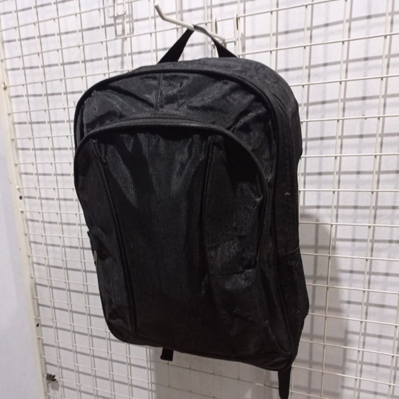 Jual KINGS black backpack -preloved -alas 12x30cm tinggi 40cm | Shopee ...