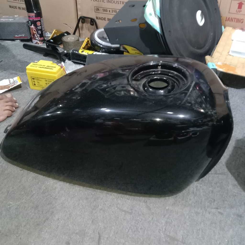 Jual TANGKI DEUS KARBU POLOS SCRAMBLER JAPSTYLE BRATCAFE CUSTOM ...