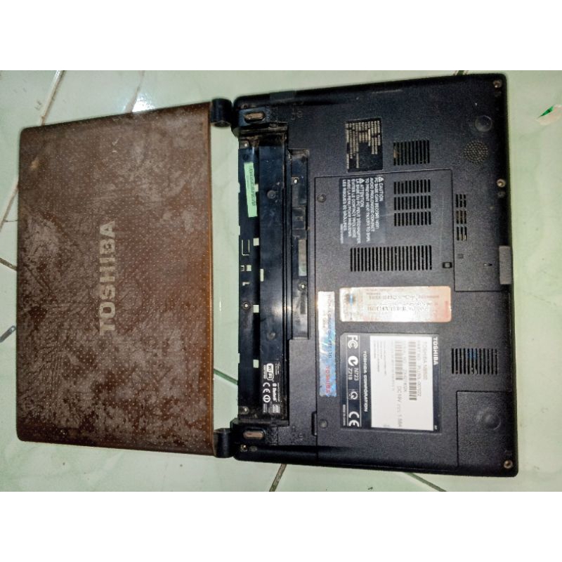 Jual casing housing touchpad Toshiba nb500 ori | Shopee Indonesia