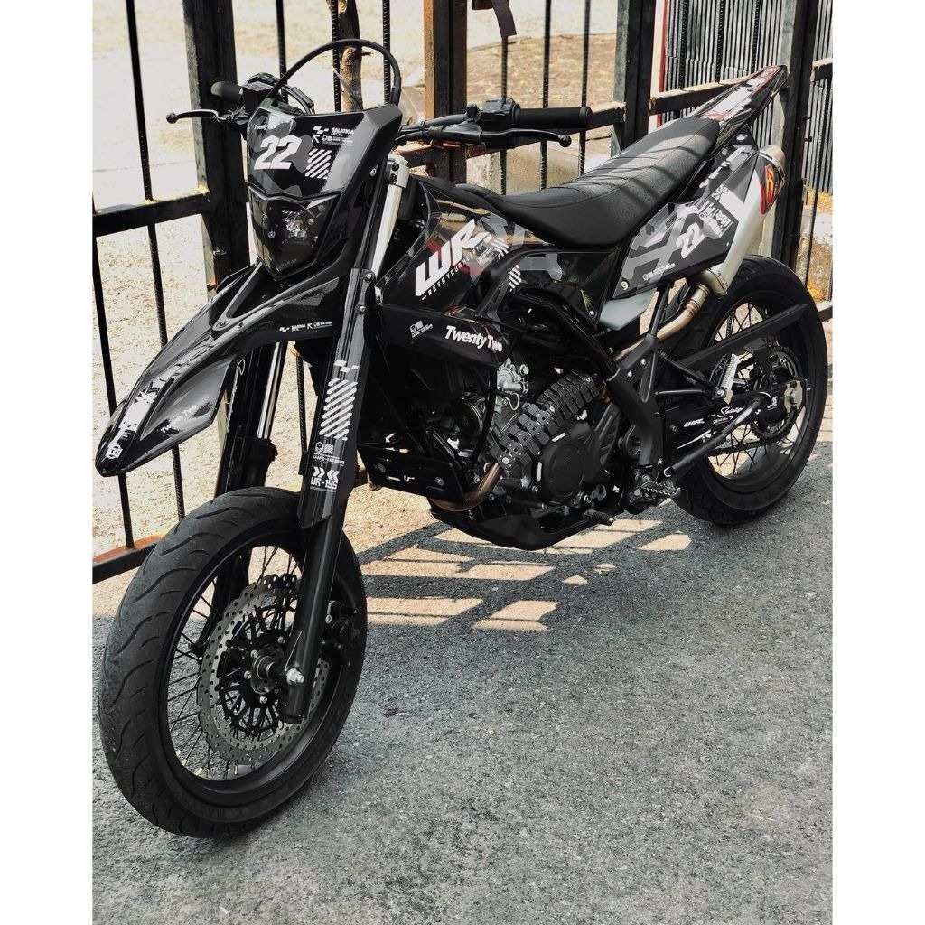Jual stiker decal hitam new arrival wr 155 full body custom bebas ...