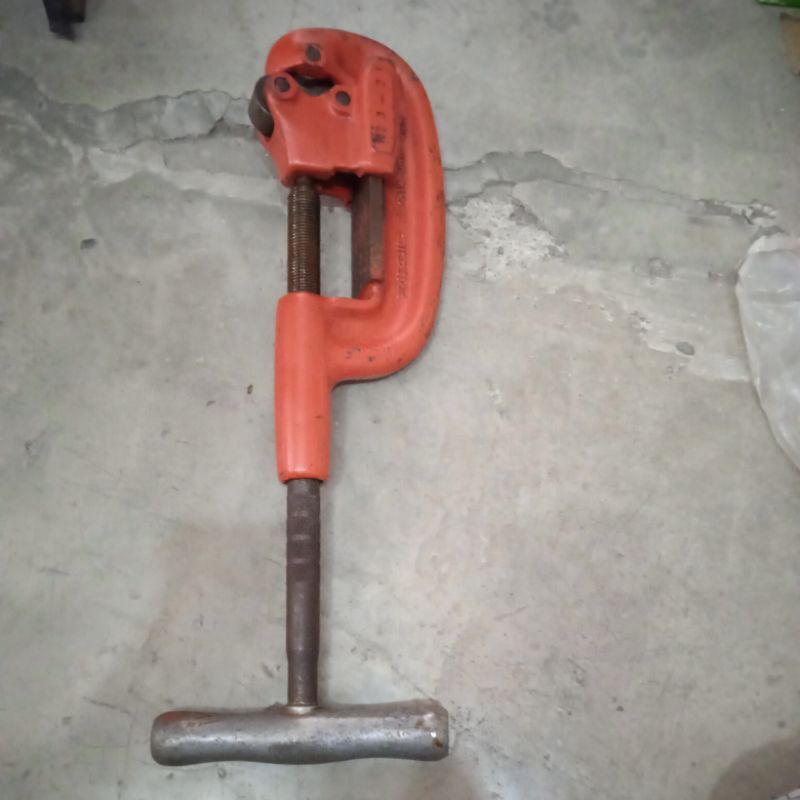 Jual ridgid pipe cutter model 202 no 1-2 WIDE ROLL 1/8 - 2" Usa ...