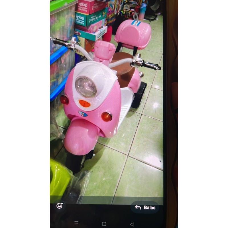 Jual Motor aki scoopy warna pink pakai remote | Shopee Indonesia