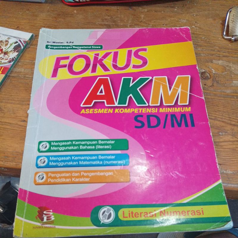 Jual buku fokus akm SD literasi numerasi bekas original | Shopee Indonesia