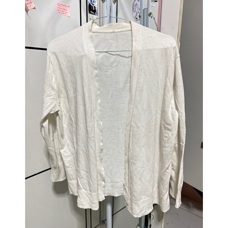 Jual PAKET 7 BAJU PRELOVED | Shopee Indonesia