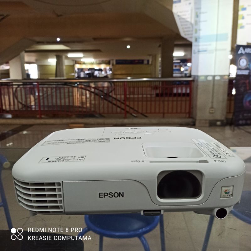 Jual PROYEKTOR EPSON EB X02 SECOND NORMAL | Shopee Indonesia