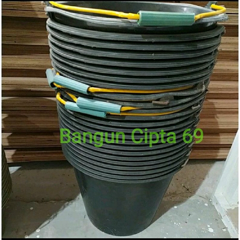 Jual ember cor hitam 22 liter/ember hitam plastik | Shopee Indonesia