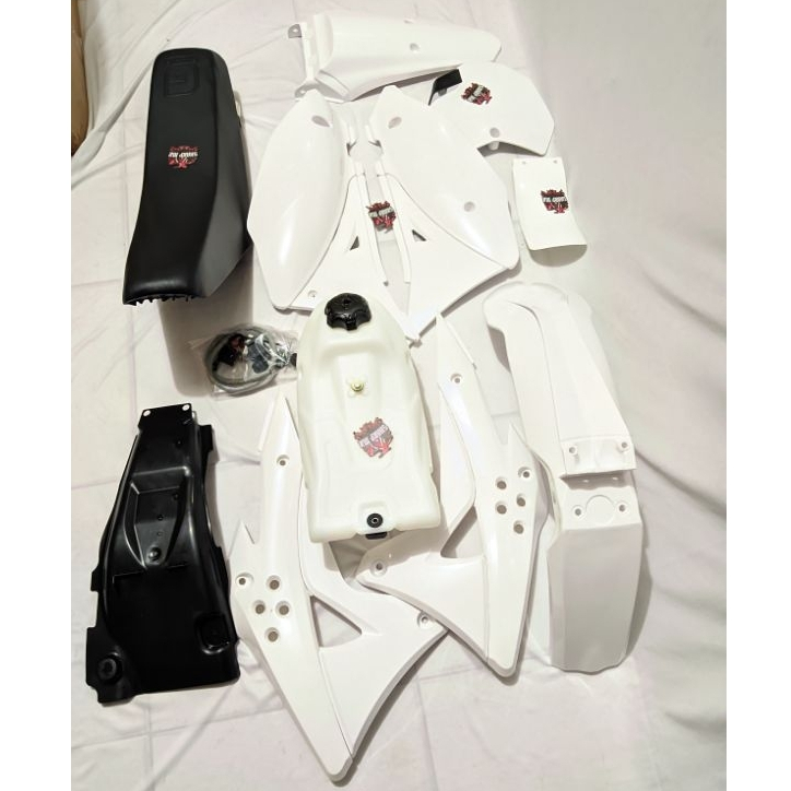 Jual BODYSET GORDON FULL BODY SET KLX 150 GORDON PUTIH FULL TANGKI ...