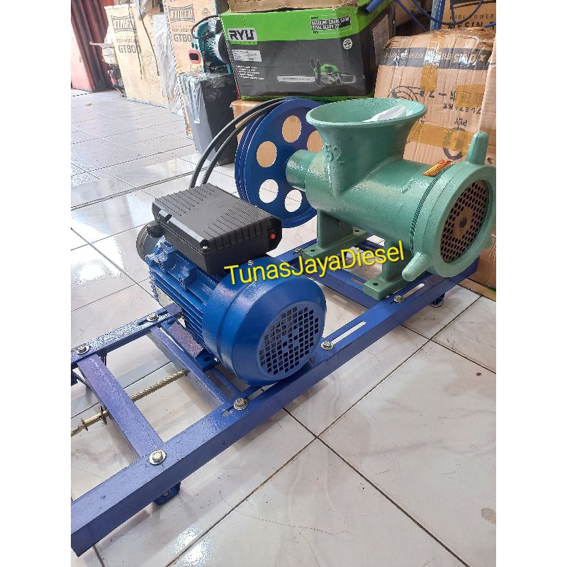 Jual Mesin Giling Daging No.52 + DinamoListrik // Daging 42 + Dinamo ...