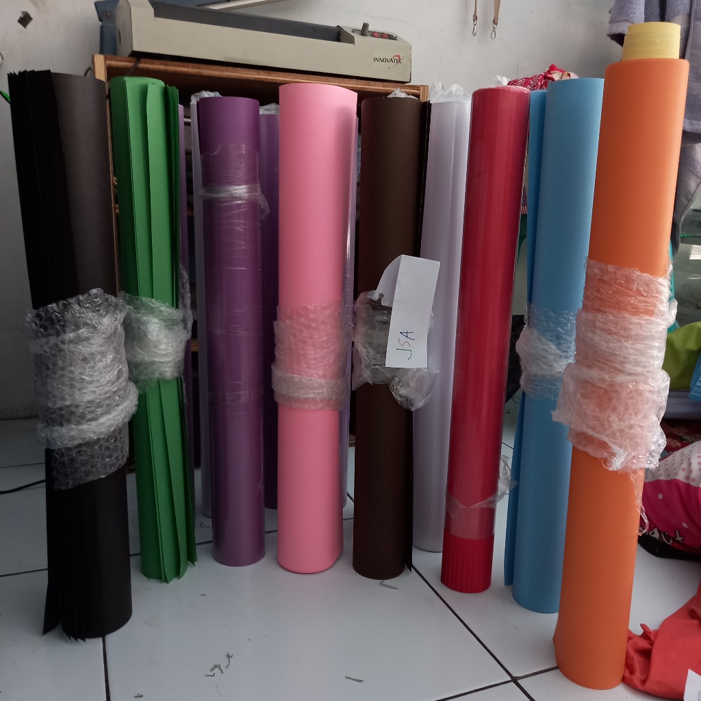 Jual Kertas karton Manila Tebal harga per lembar 85x60 cm warna bolak ...