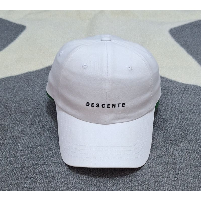 Jual topi putih descente second original | Shopee Indonesia