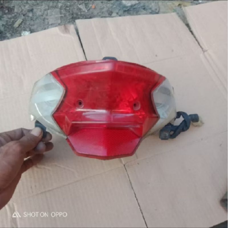 Jual stop lamp/ lampu stop belakang baet fi/esp 2013/2016 original ...