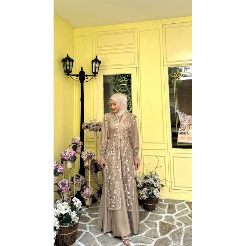 Jual NEW NATASHA DRESS OUTER BRUKAT TILE GARDEN MOTIF GAMIS KONDANGAN BRIDESMAID BUSUI 2024 ...