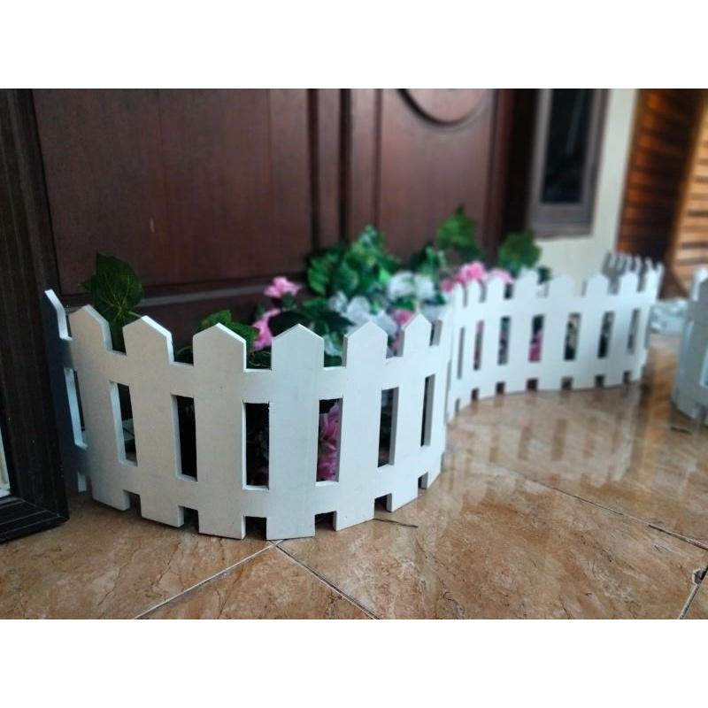 Jual Pagar 20cm panjang 100cm pagar dekorasi spon eva pagar TK pagar ...