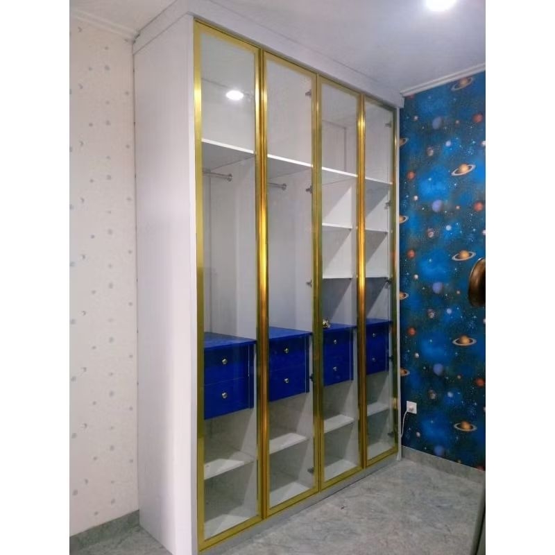 Jual lemari pakaian mewah pintu frame gold alumunium led strip 200x300 ...