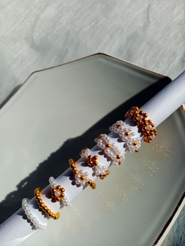 Jual Cincin manik-manik gold n white | beragam model, mulai dari bentuk ...