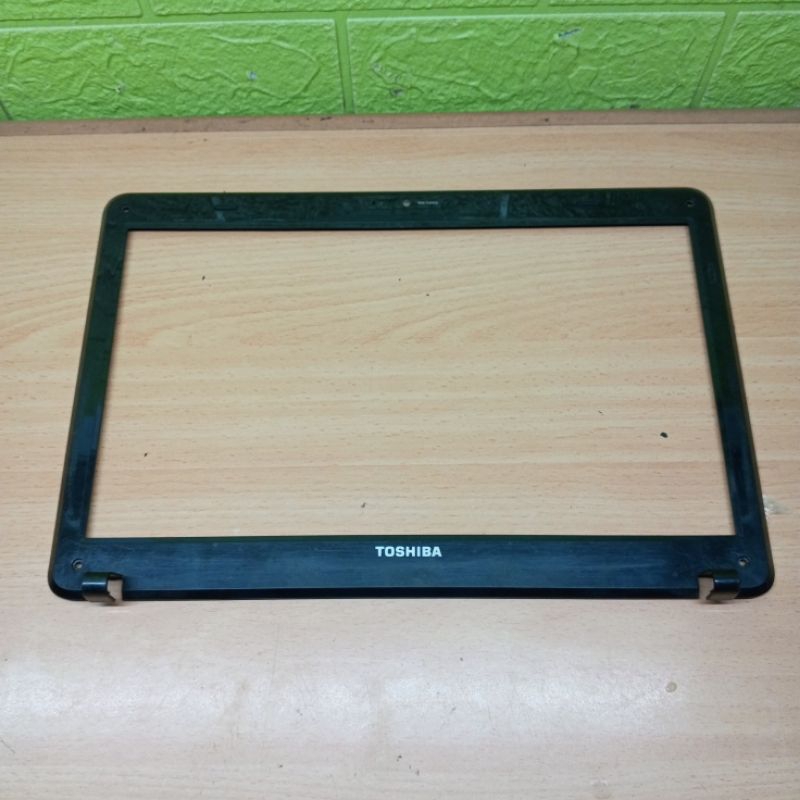 Jual Frame Casing Lcd Layar Kesing Layar Laptop Toshiba Satellite L640 ...
