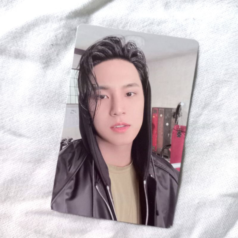Jual (BOOKED) official photocard pc mingyu seventeen FML Ver B boxing ...