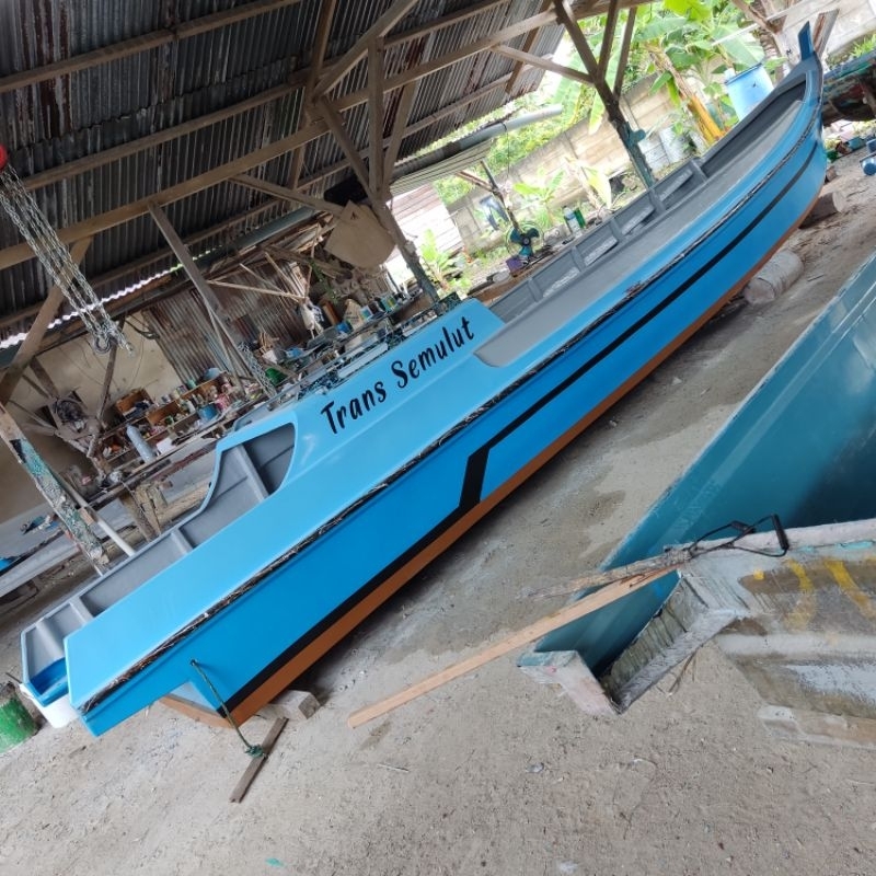 Jual Kapal Perahu Full Fiber Nelayan 8 Meter X 1.60M Extra Sayap Tinggi ...