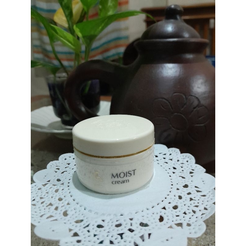 Jual Moist Cream (22g), cream pelembab, Moisturizer viva | Shopee Indonesia