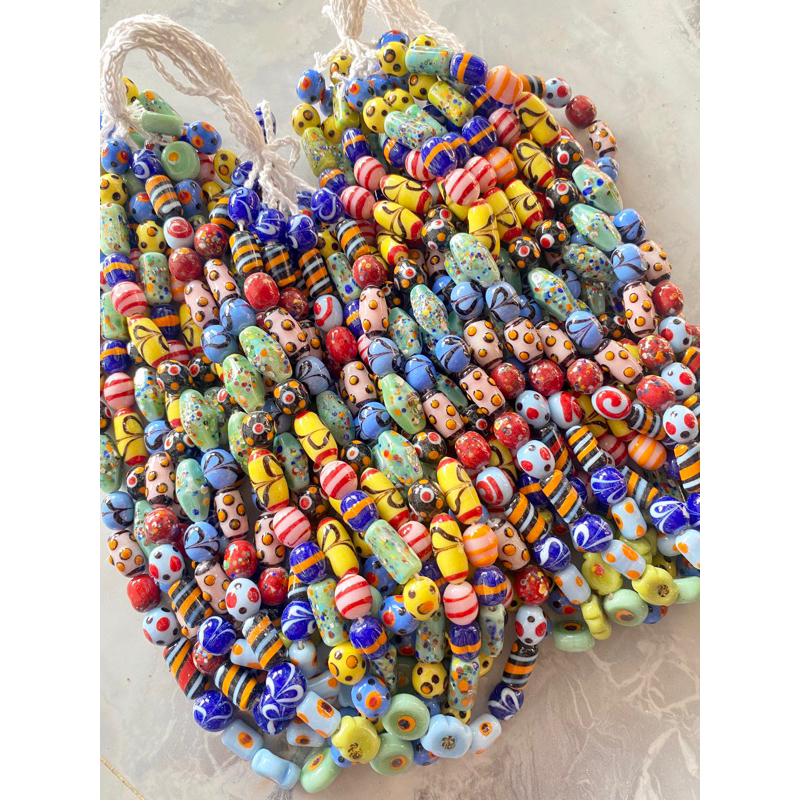 Jual CAMPURAN SUPER/ manik kaca / manik Jombang / javabeads | Shopee ...
