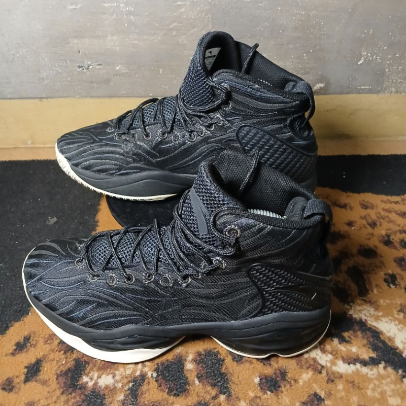 Jual Sepatu Basket Anta UFO x NBA High | Shopee Indonesia