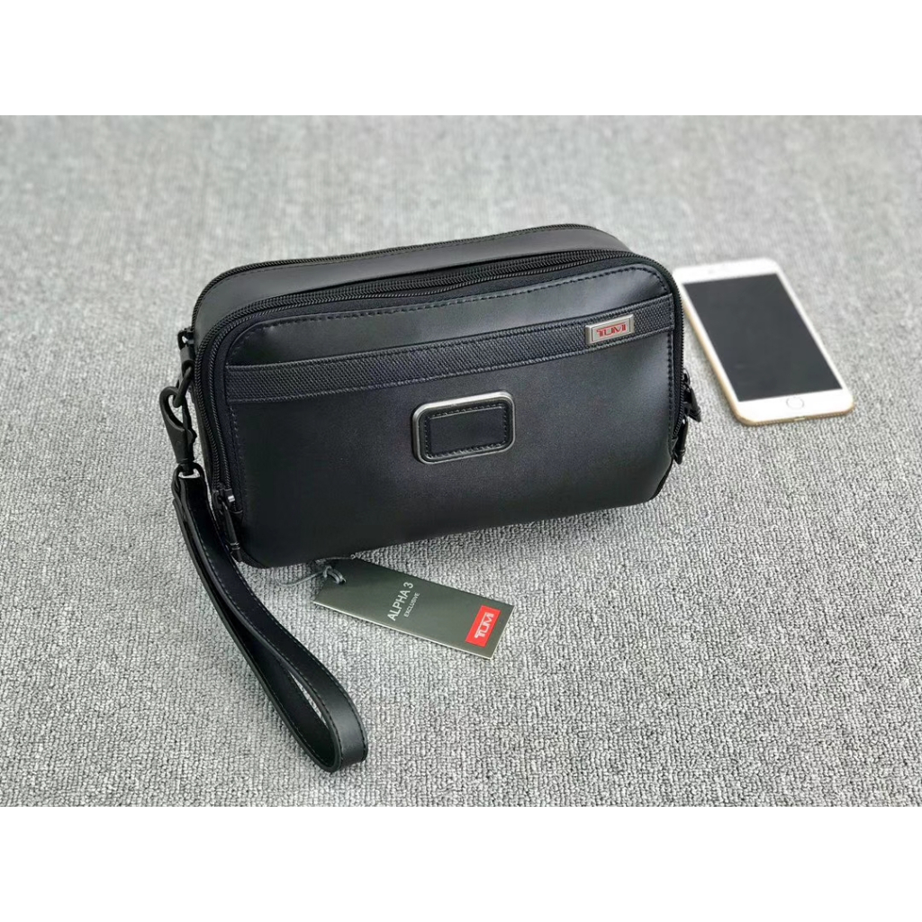 Jual Tas tumi clutch kulit - tumi | Shopee Indonesia