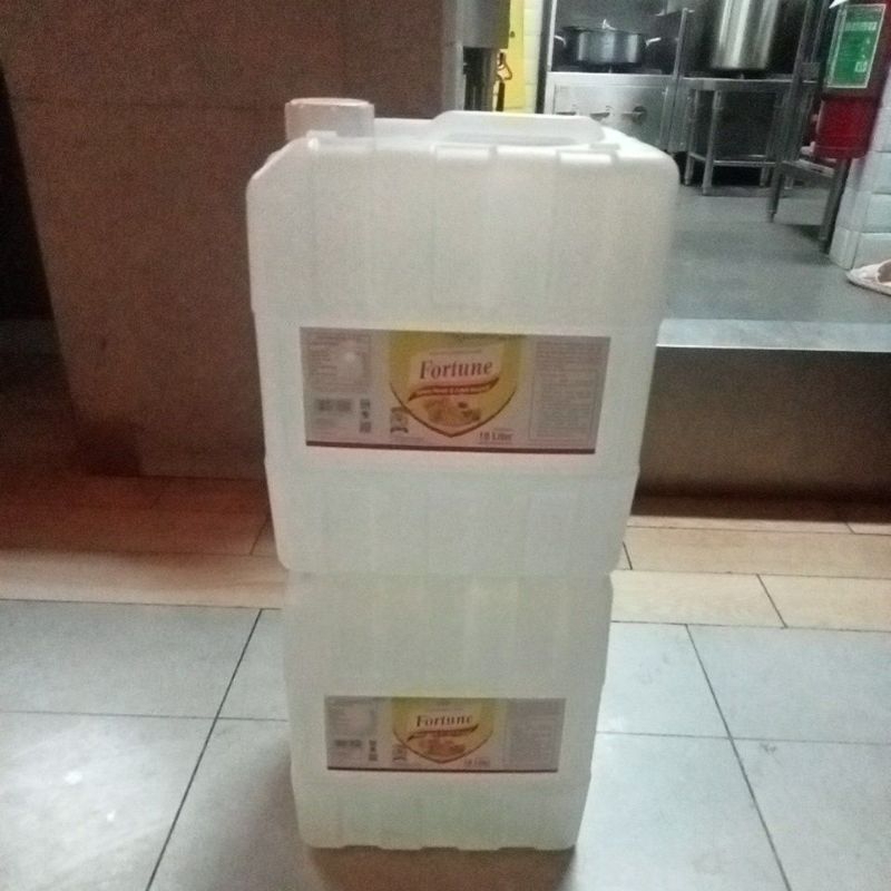 Jual jerigen 18L bekas bersih bekas minyak | Shopee Indonesia
