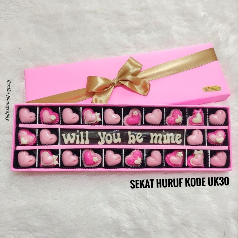 Jual hard box coklat custom - Cokelat huruf ucapan hadiah kelulusan ...