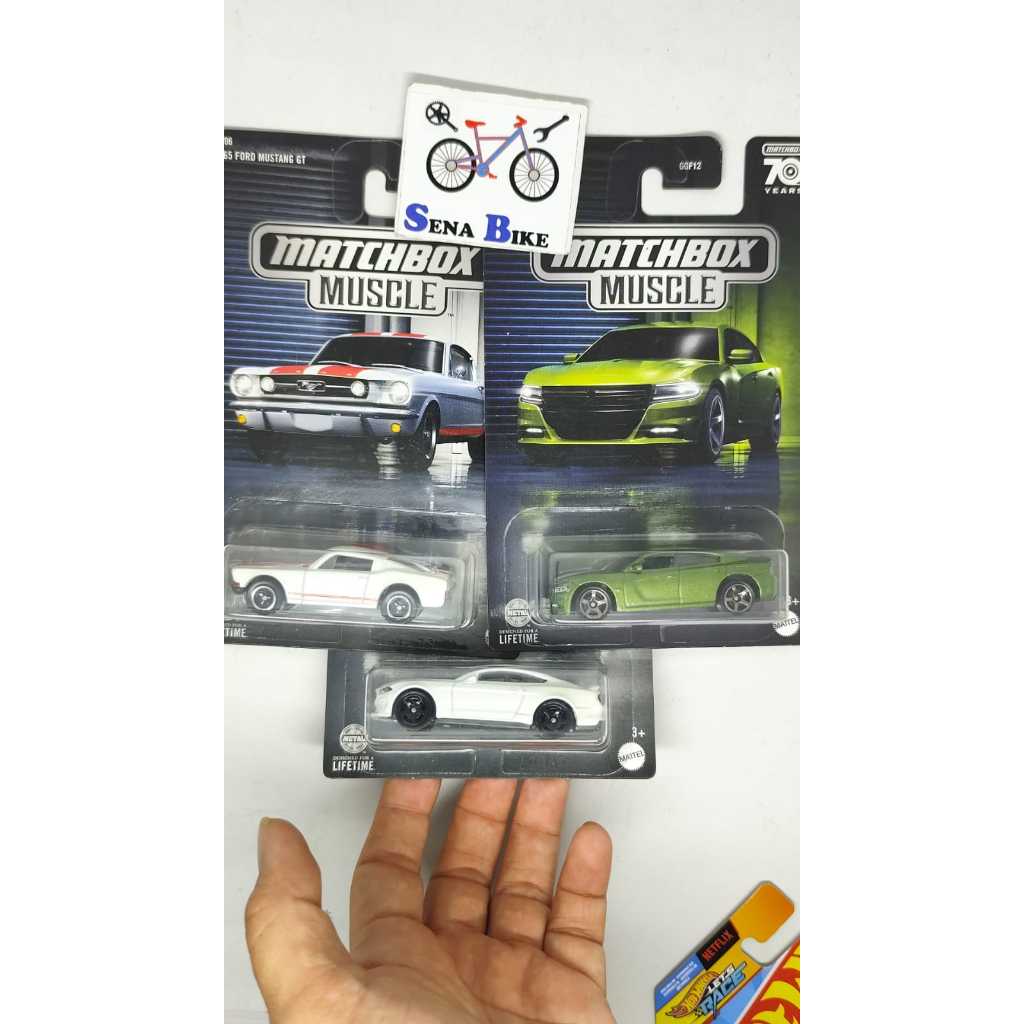 Jual Matchbox Convertible - Muscle - 1965 Ford Mustang GT, 1969 Camaro ...
