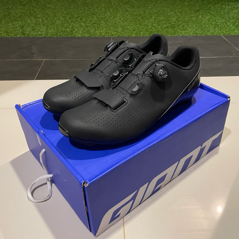 Jual Sepatu Cleat Giant Surge Comp Black | Shopee Indonesia