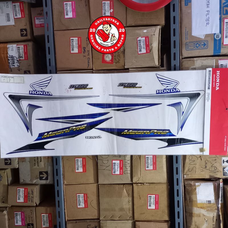 Jual LIS STICKER STRIPING BODY BIRU HITAM HONDA MEGAPRO MEGA PRO NEW ...
