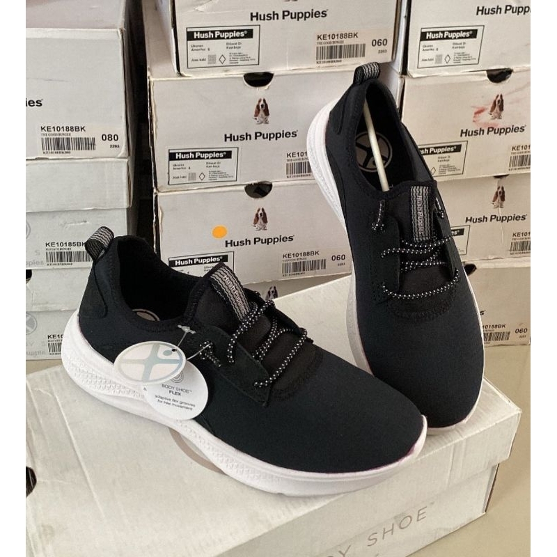 Jual Hush Puppies Elevate Bungee Sneakers Sepatu Wanita In Black ...