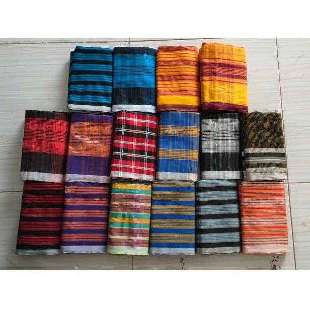 Jual Kain Sarung Buton, Sarung Khas Bau Bau BENANG EMAS METALIK ...