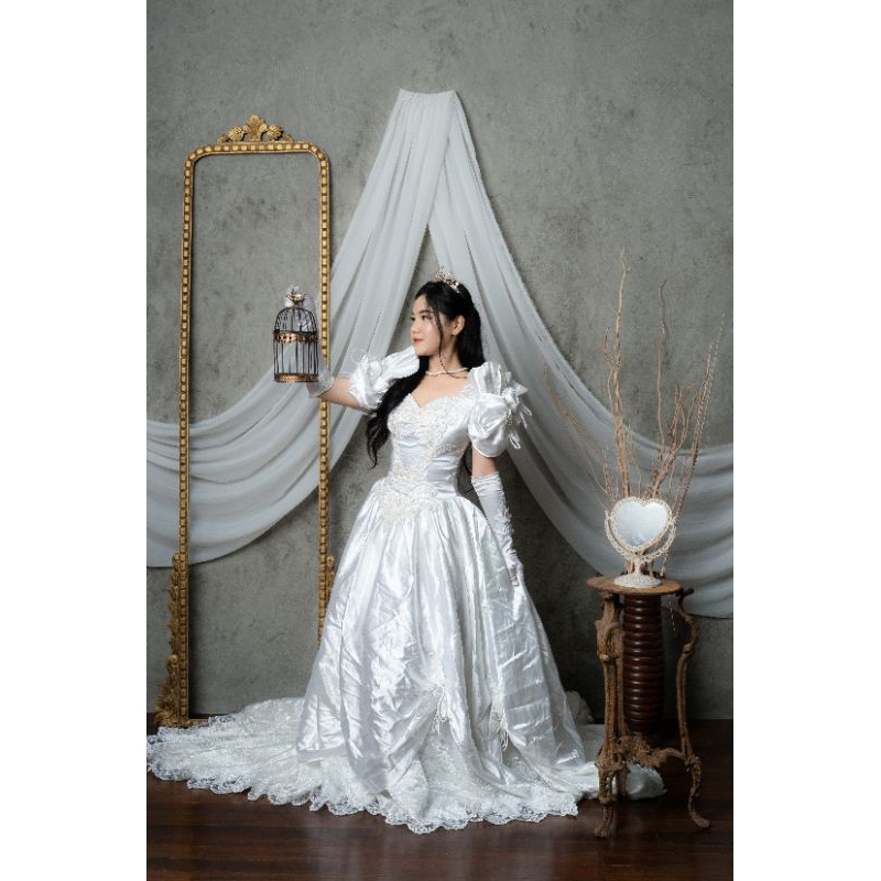 Jual Sewa Gaun Princess by Fortuna Gown | Shopee Indonesia