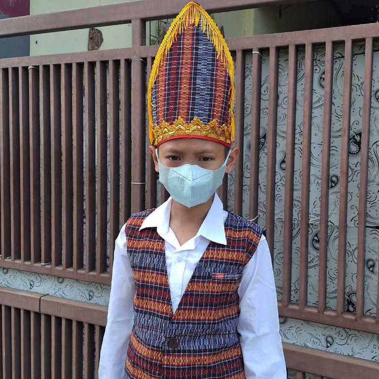 Jual Paket 2 anak Rompi - topi - rompi dan sortopi pesta batak - rompi ...