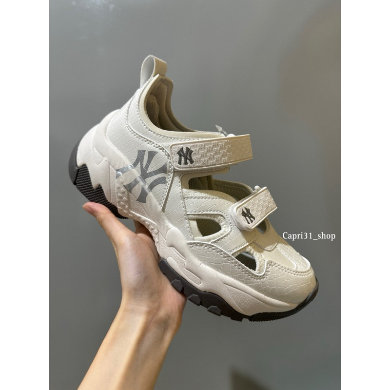 Jual Sepatu Sandal MLB BigBall Chunky Mask New York White Free Kaos ...