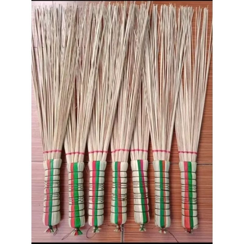 Jual Sapu lidi aren putih sapu penebah kasur | Shopee Indonesia