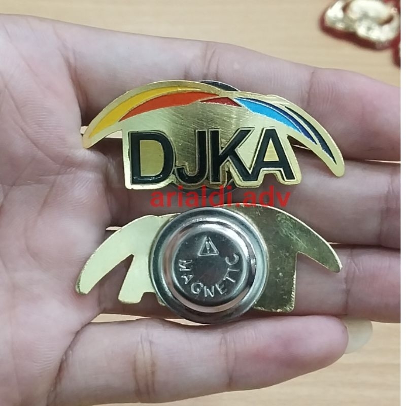 Jual PIN DJKA/PIN PERKERETAAPIAN/PIN BROS KAI KUNINGAN MAGNET | Shopee ...