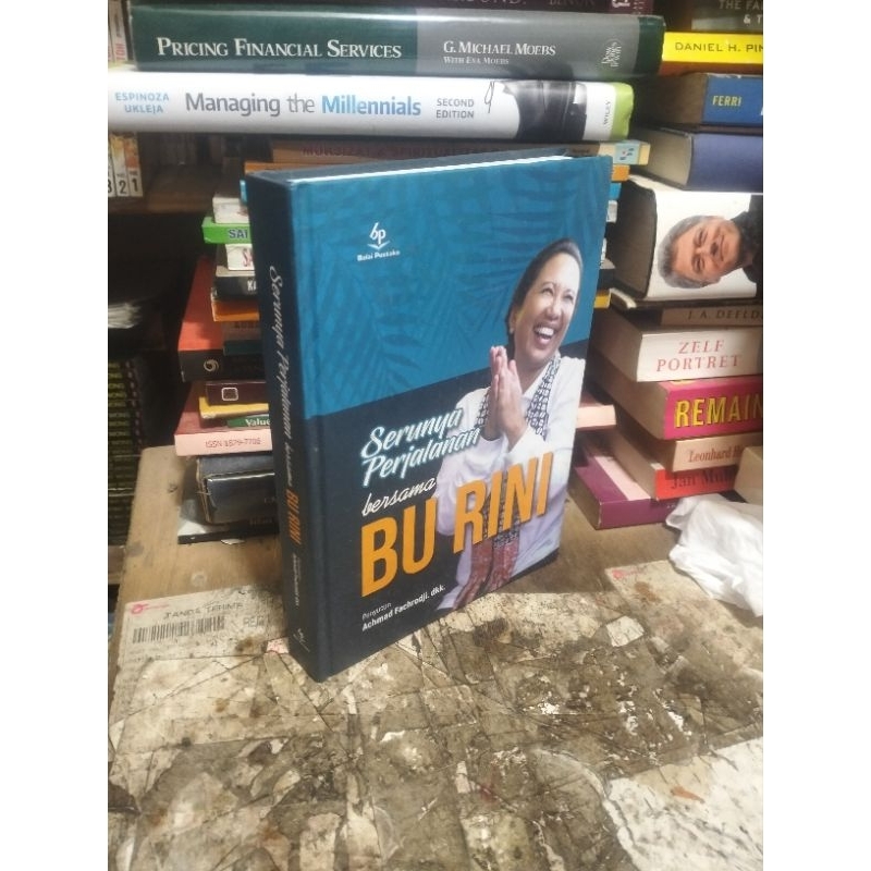 Jual SERUNYA PERJALANAN BERSAMA BU RINI by Achmad Fachrodji Dkk ...