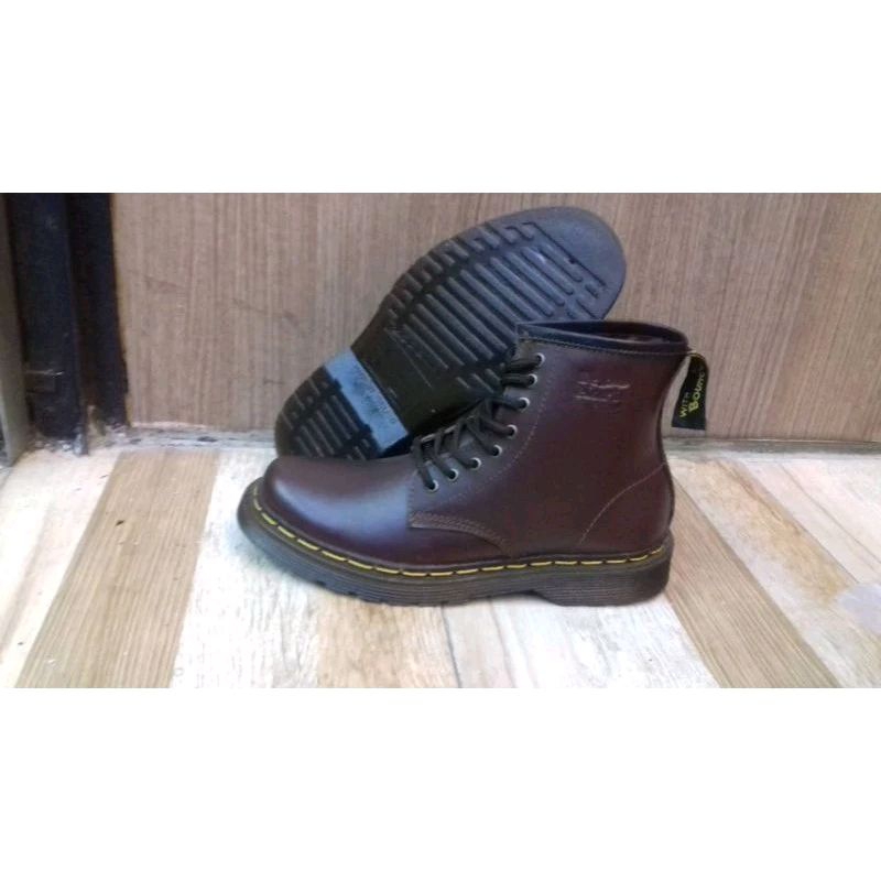 Jual sepatu DOCMART boots | Shopee Indonesia