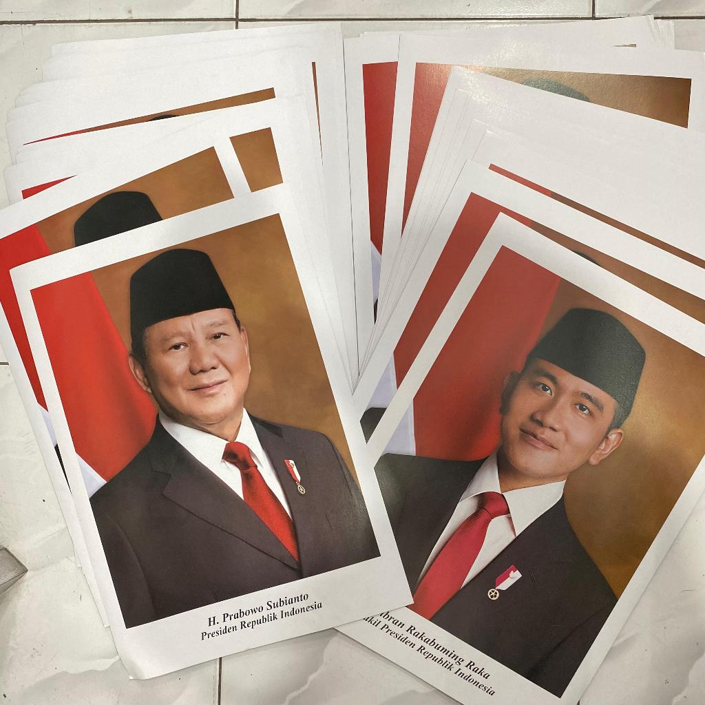 Jual Foto 1 set Poster Presiden dan Wakil Presiden Republik Indonesia ...