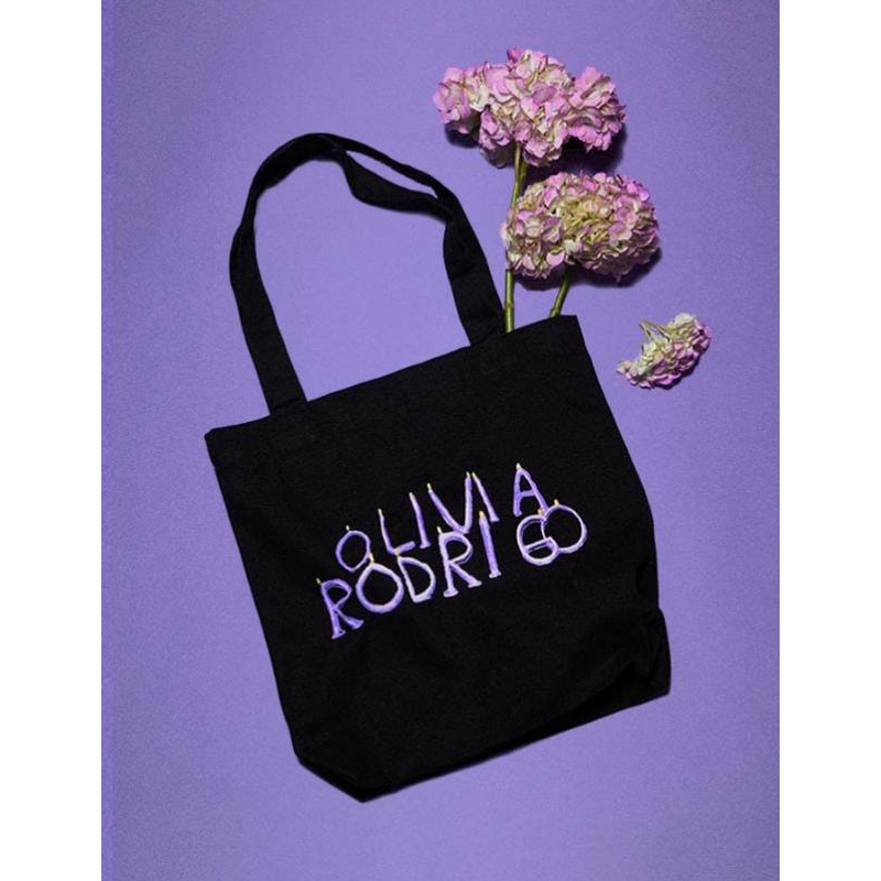 Jual Olivia Rodrigo GUTS Tote Bag Unoff | Shopee Indonesia