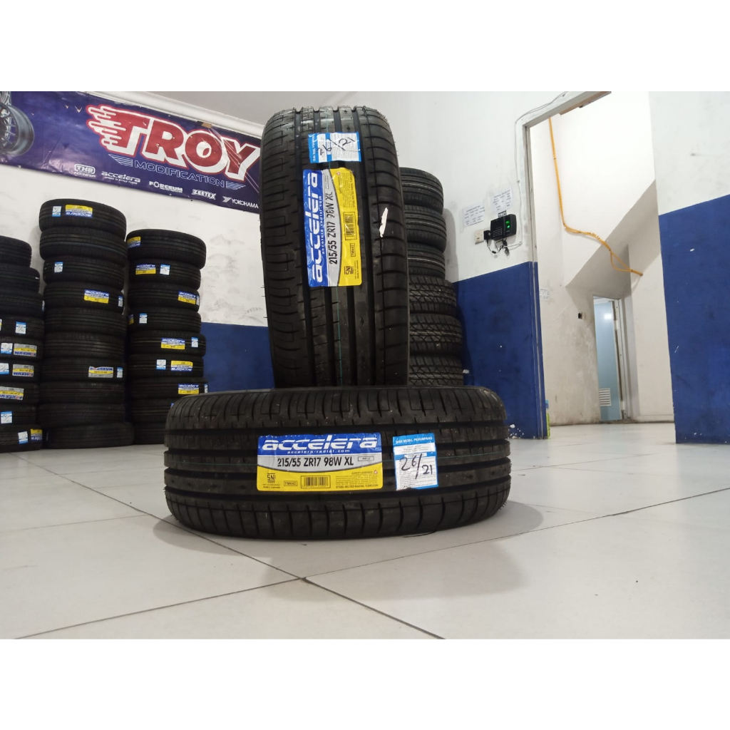 Jual Ban Mobil R17 Standar Hrv,Crv 215/55 R17 ACCELERA PHI-R 215/55 ...