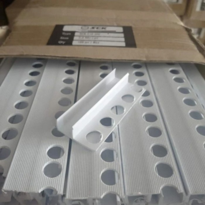 Jual Tali Air Plin / Skirting UPVC PVC SCK F10 W | Shopee Indonesia