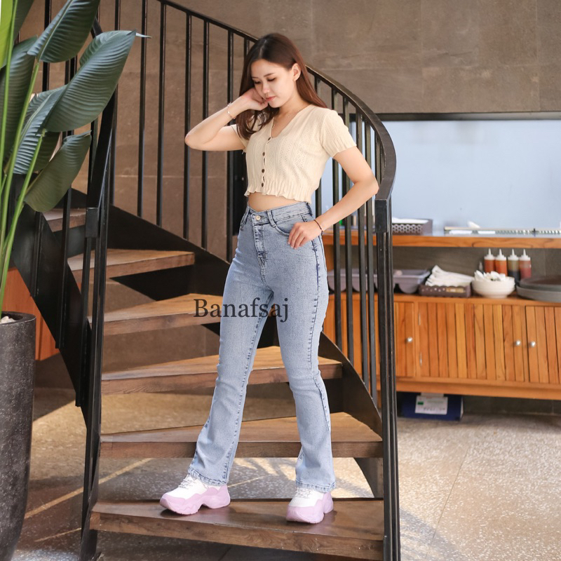 Jual Highwaist Jeans Cutbray Loose Anti Ngatung Melar Tebal - Cutbray Street | Shopee Indonesia