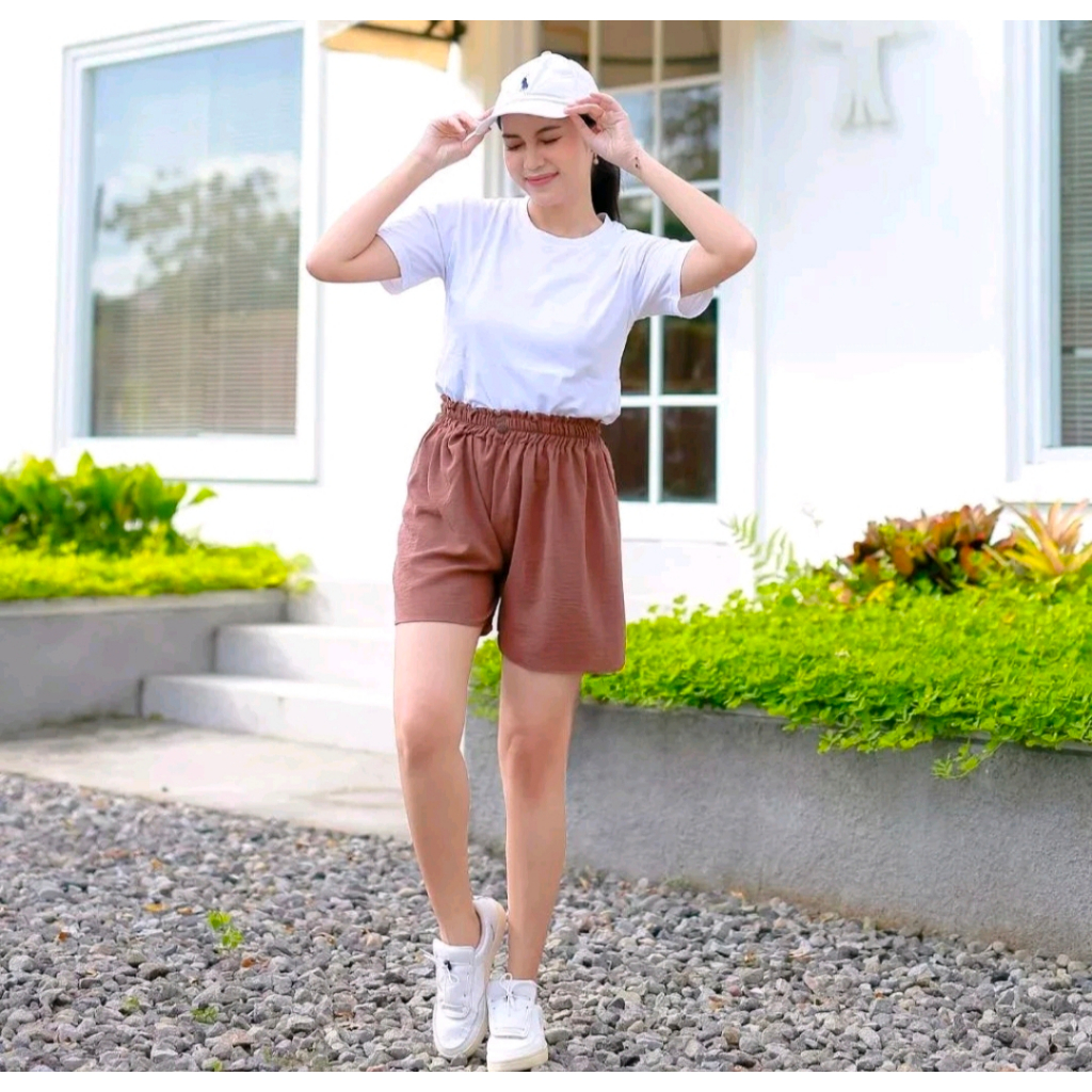 Jual CELANA PENDEK WANITA HOT PANTS/CRINKLE AIRFLOW HOT PANTS/CELANA SANTAI | Shopee Indonesia