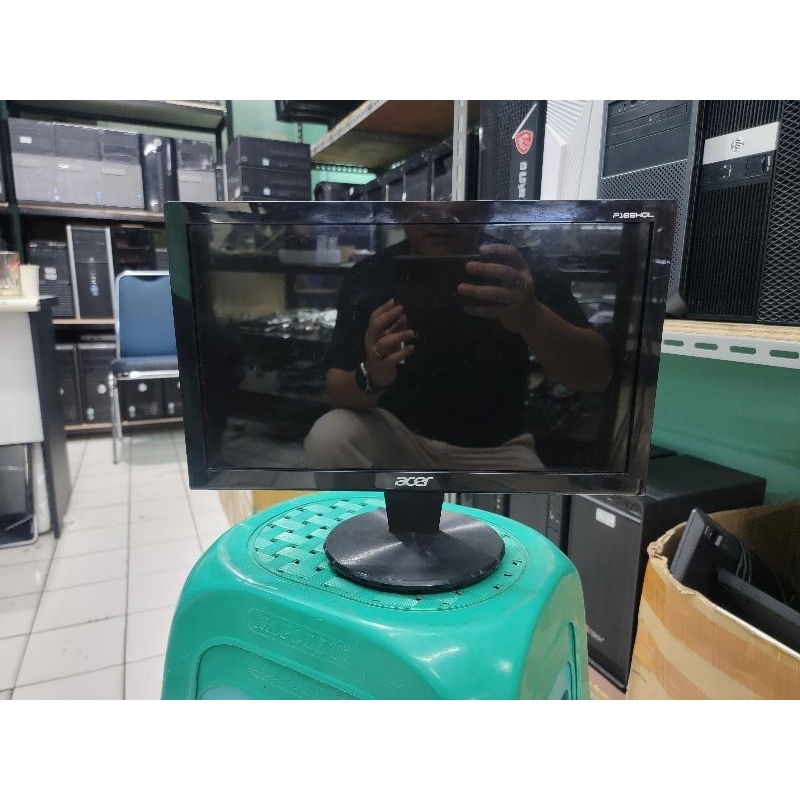 Jual monitor lcd & led 16 inch Widescreen | Shopee Indonesia
