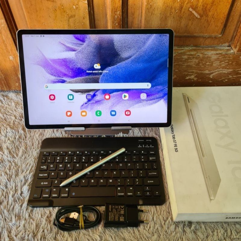 Jual samsung tab s7 fe 5g 6/128 mulus minus agak bengkok | Shopee Indonesia